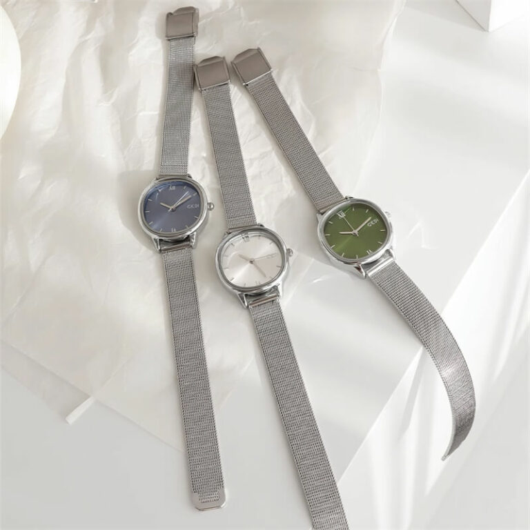 Minimalist Style Silver Round Mesh Strap Quartz Watch - WatchwithSun ...