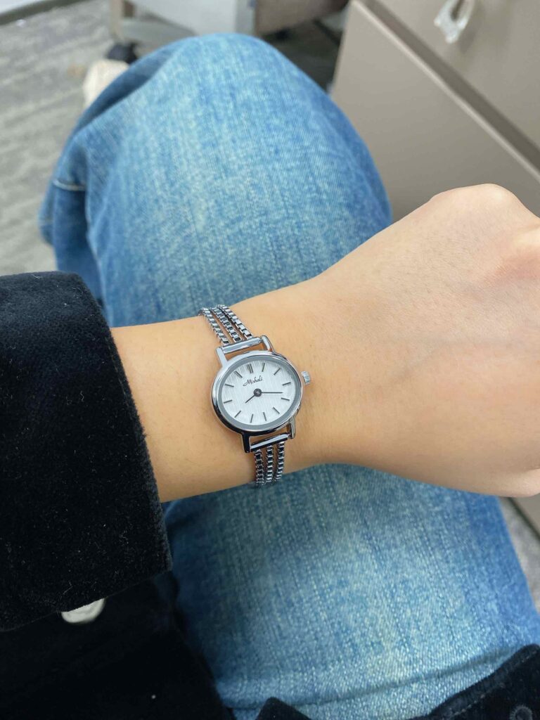 Dainty Gold Oval Face Bracelet Watch - WatchwithSun-Dainty & Chic ...