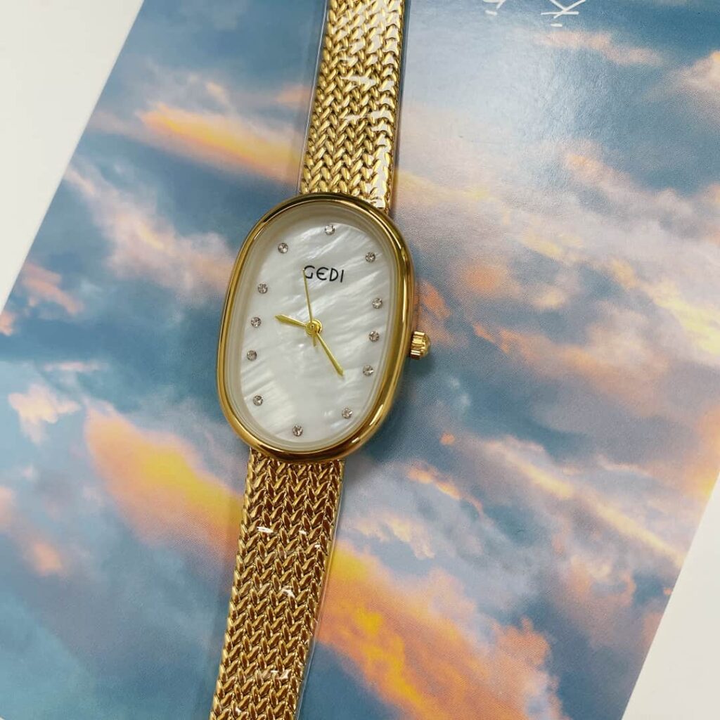 Classic Gold/Silver Oval Disc Bracelet Ladies Watch - WatchwithSun ...