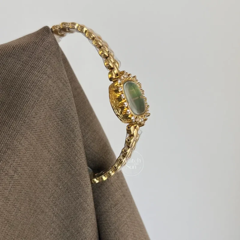 Vintage-Inspired Square Emerald Green Dial Gold Bracelet Zirconia Watch ...