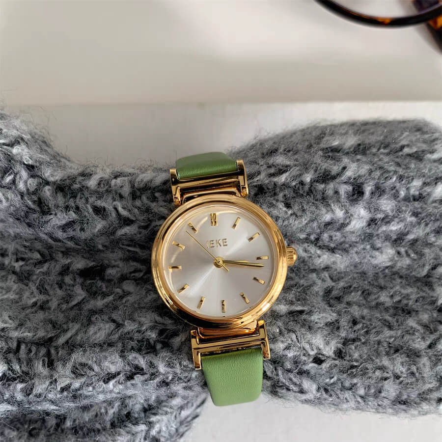 Vintage Style Black/Brown/White Leather Round Face Watch - WatchwithSun ...