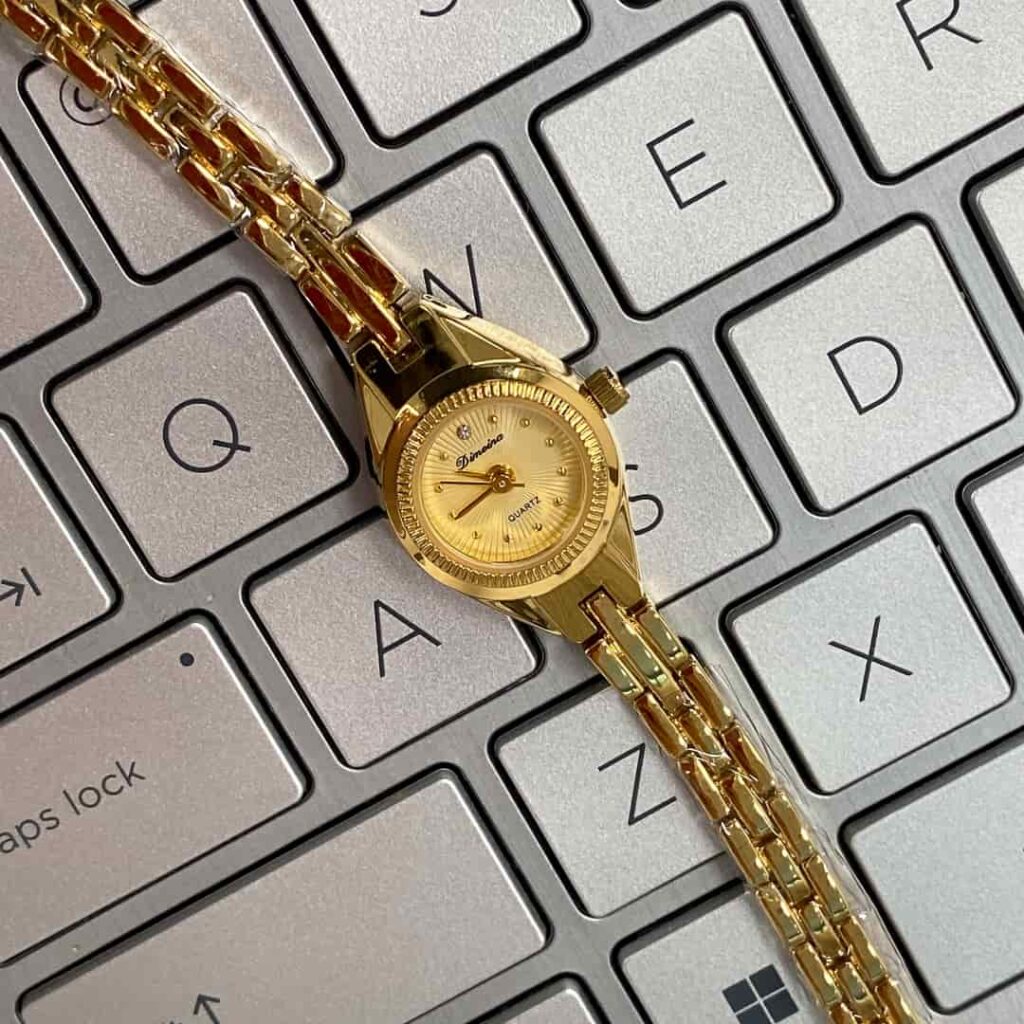 Chic Style Gold/Silver Round Stainless Steel Watch - WatchwithSun ...