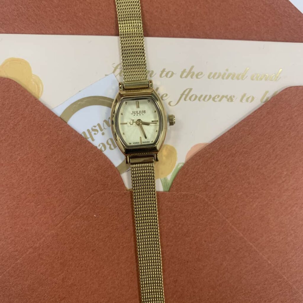 Womens Vintage Gold/Silver Small Face Mesh Watch - WatchwithSun-Dainty & Chic Watches for Women