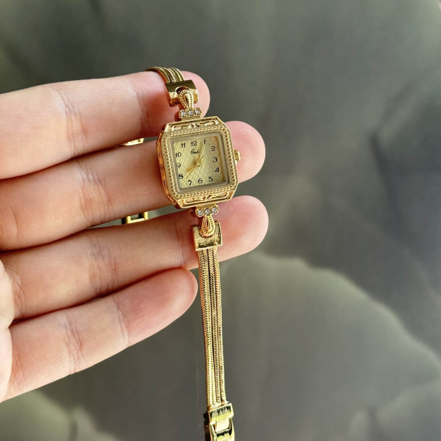 Chic Champagne Square Chain Watch for Women - WatchwithSun-Dainty ...