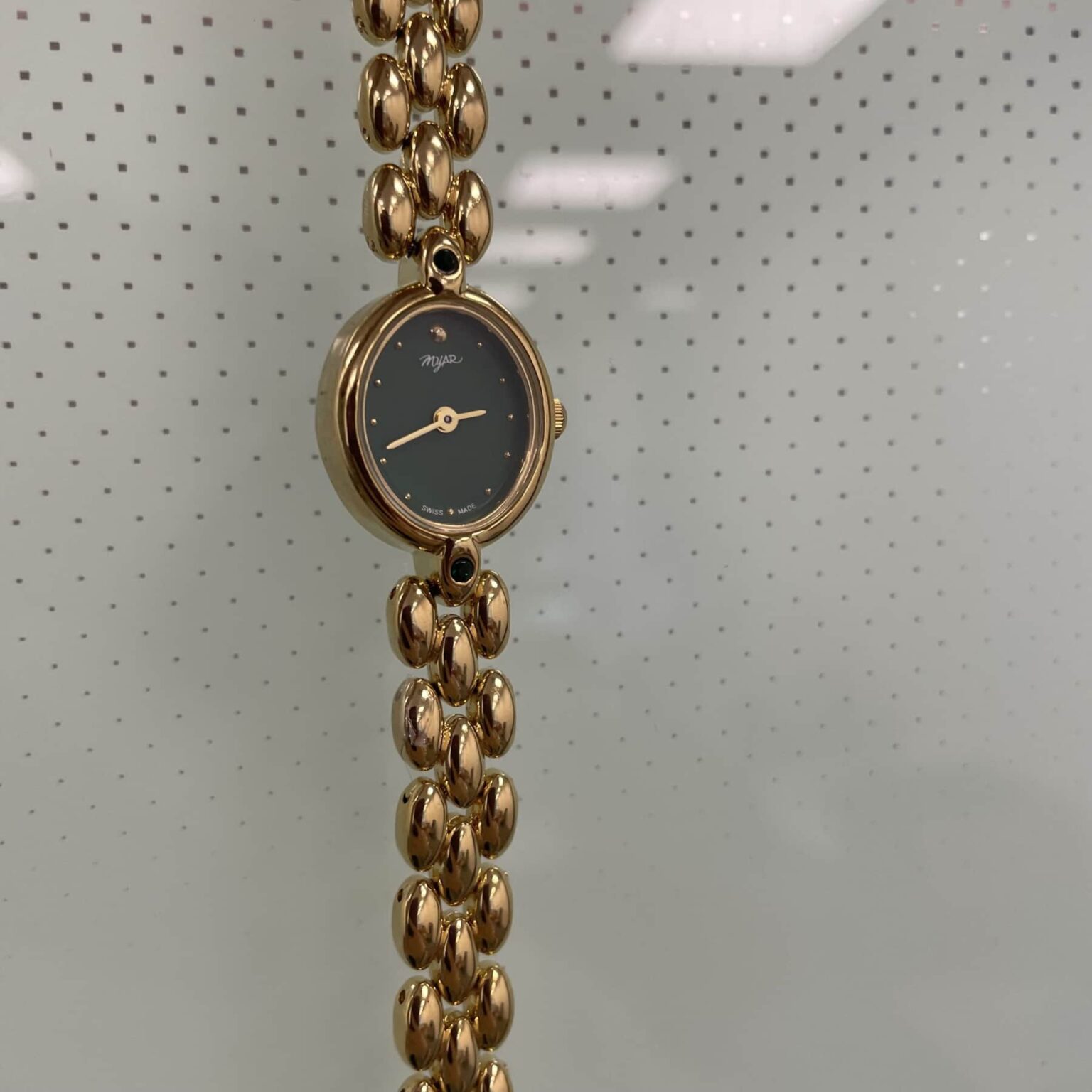 Vintage-Inspired Green Oval Face Bracelet Watch for Women - WatchwithSun-Dainty & Chic Watches ...