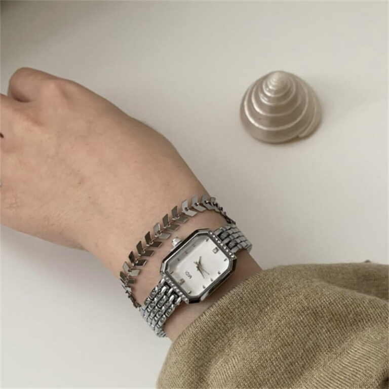 Vintage Style Gold/Silver Rectangle Bracelet Watch - WatchwithSun ...