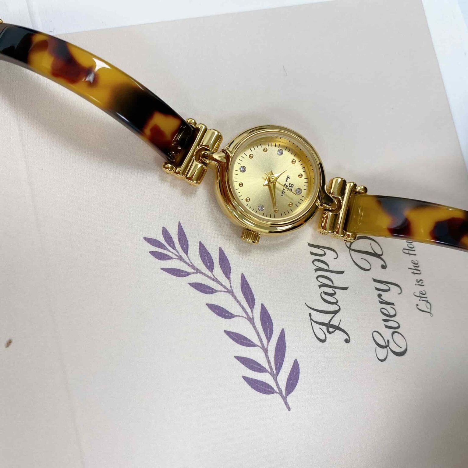 Irregular Resin Small Round Face Bracelet Watch - WatchwithSun-Dainty ...