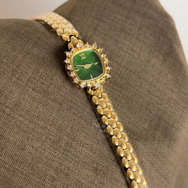Vintage-Inspired Square Emerald Green Dial Gold Bracelet Zirconia Watch ...