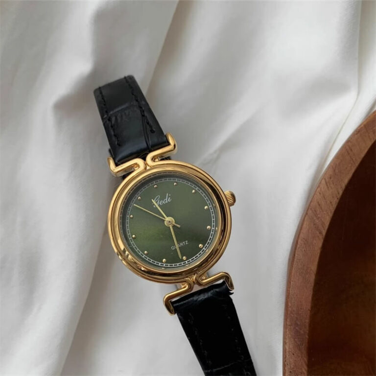 Retro Emerald Green Dial Round Leather Watch - WatchwithSun-Dainty ...