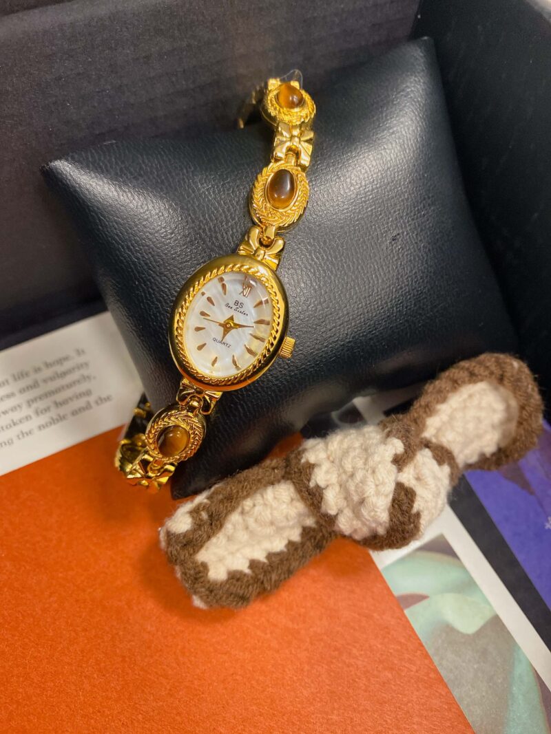 Oval Mother of Pearl Dial Tiger's Eyes Stone Bracelet Watch ...
