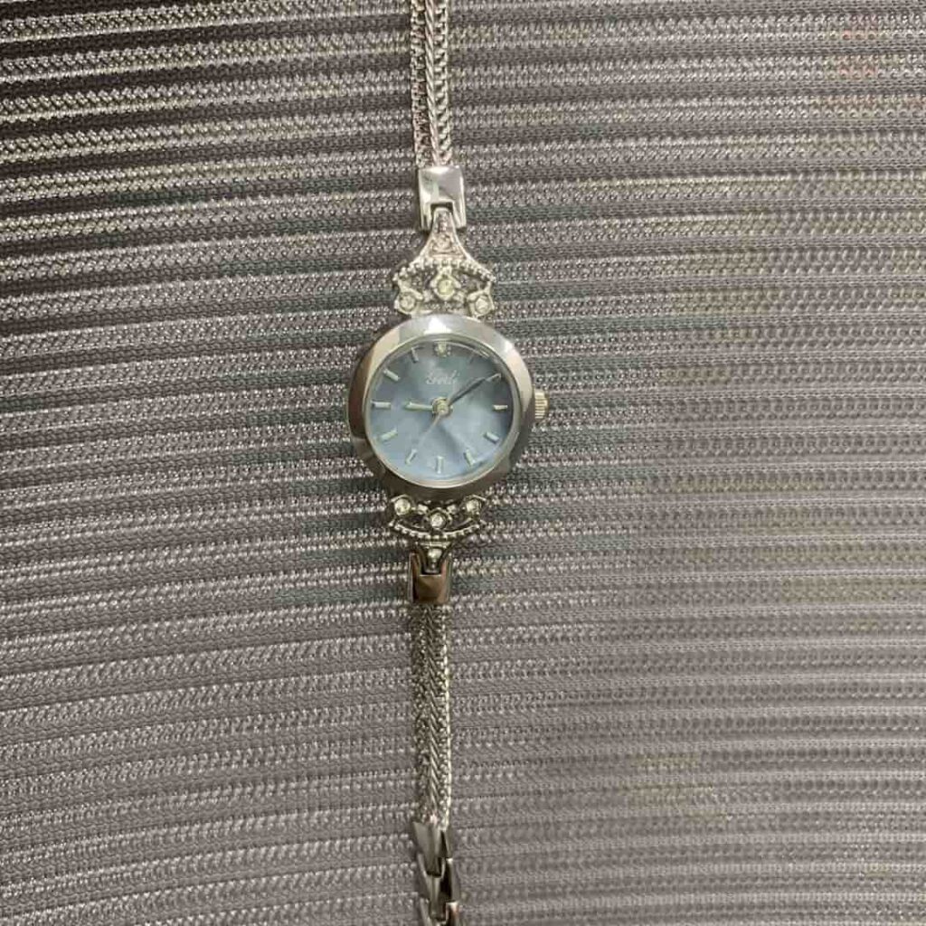Chic Round Small Face Thin Bracelet Watch - WatchwithSun-Dainty & Chic ...