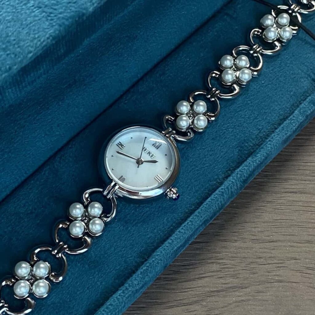 Round Face Chic Pearl Bracelet Watch - WatchwithSun-Dainty & Chic ...