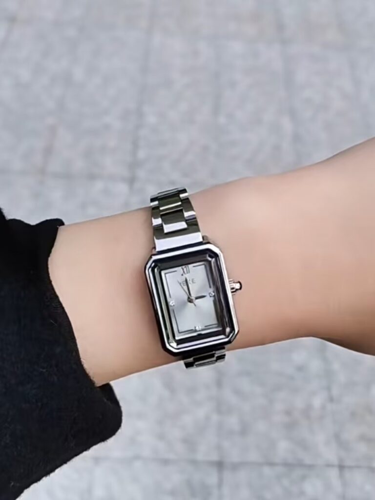 Minimalist Style Square Face Golden Bracelet Watch - WatchwithSun ...