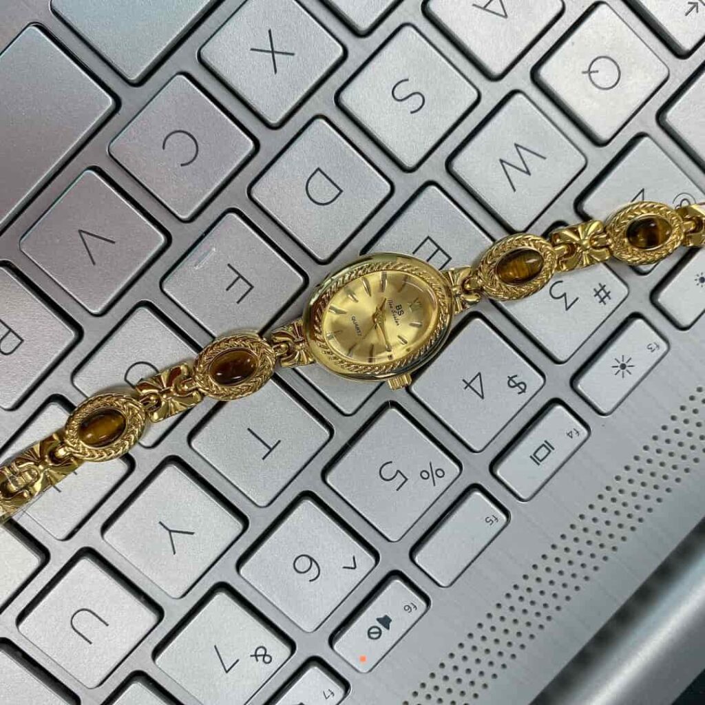 Vintage Natural Tiger's Eye Stone Bracelet Watch - WatchwithSun-Dainty ...