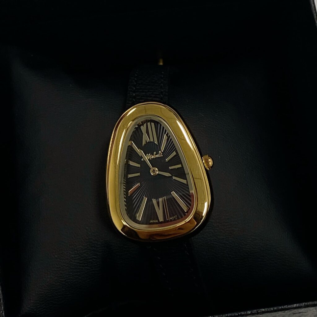 Vintage Style Grey/Black Snake Head Shape Leather Watch - WatchwithSun ...