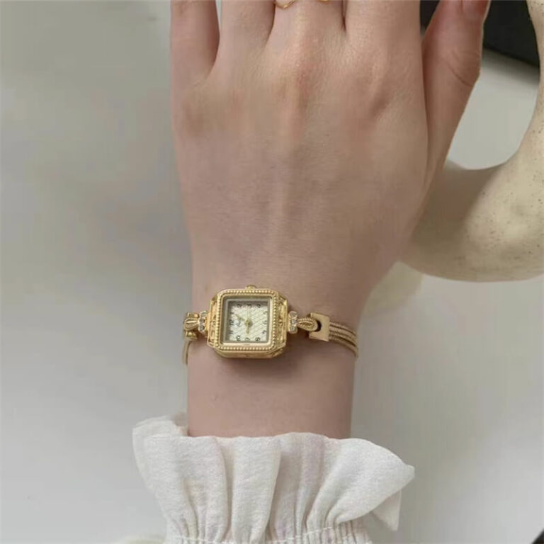 Chic Champagne Square Chain Watch for Women - WatchwithSun-Dainty ...