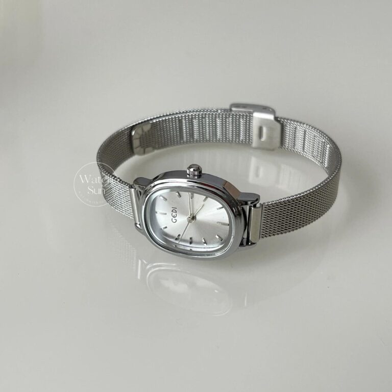 Vintage Style Silver Oval Women's Stainless Steel Watch - WatchwithSun ...