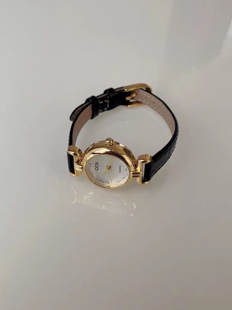 Vintage Style White Round Face Geniune Leather Ladies Watch ...