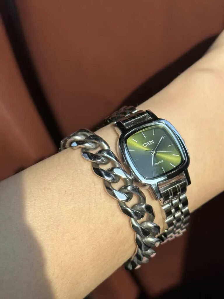 Minimalist Style Silver/Green Square Face Bracelet Wristwatch ...