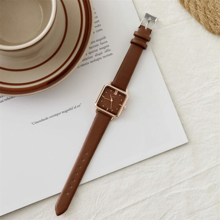 Square Emerald Green Face Gold Bracelet Watch - Chic Watches with ...