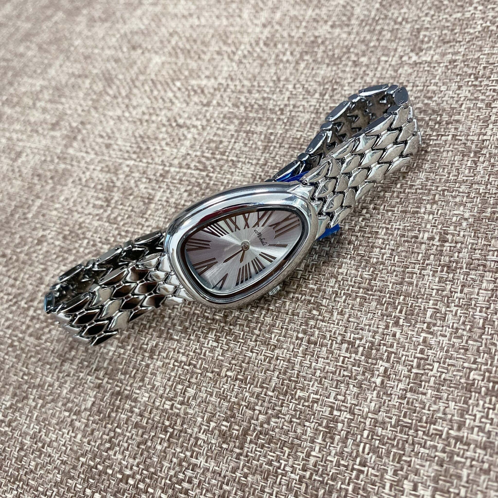 Classic Gold/Silver Snake Head Shape Bracelet Watch - WatchwithSun ...