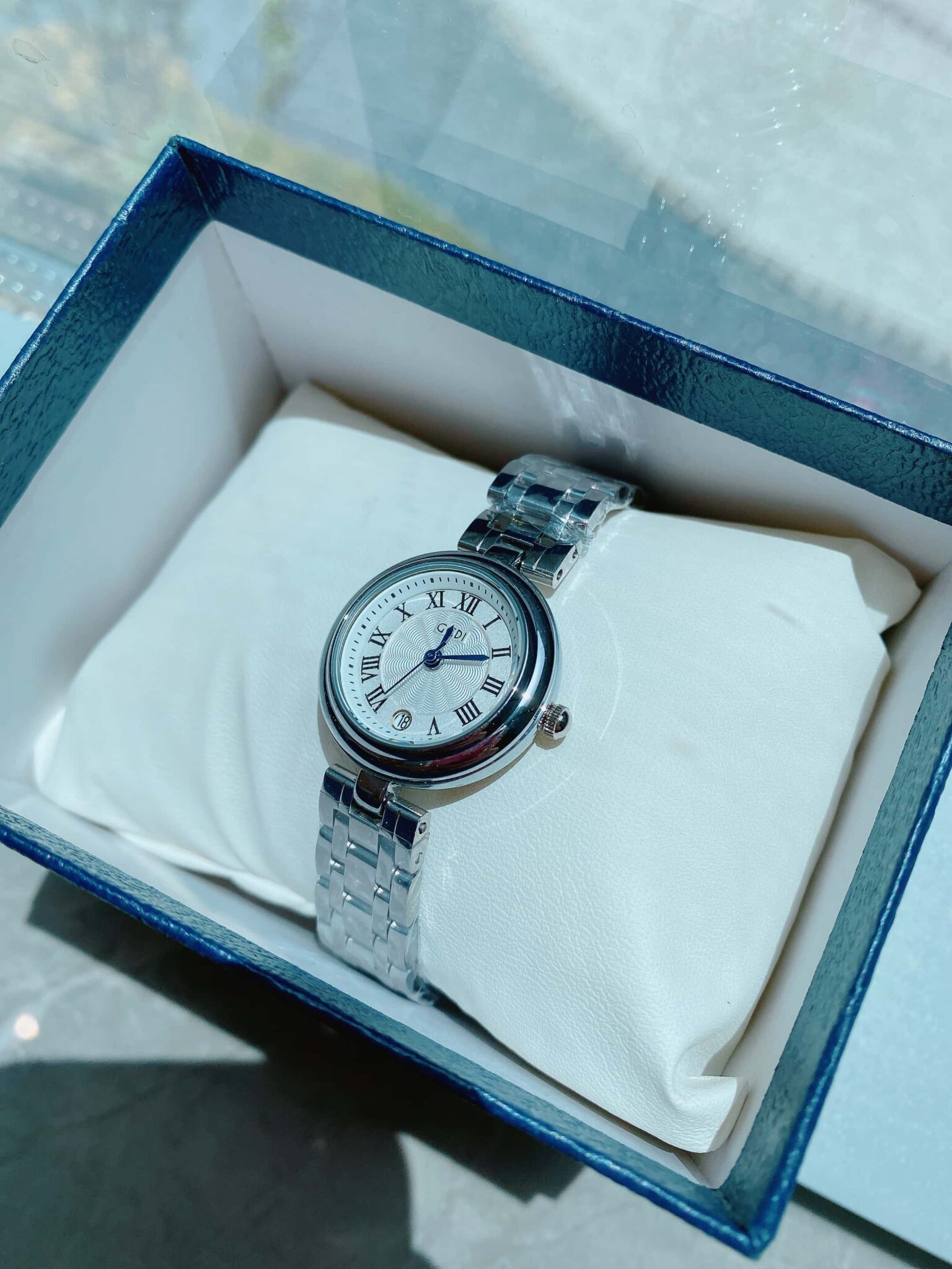 Minimalist Round Silver Band Watch - WatchwithSun-Dainty & Chic Watches ...