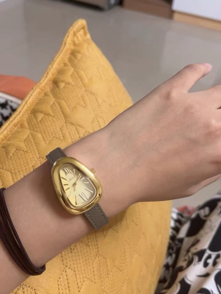 Vintage Style Grey/Black Snake Head Shape Leather Watch - WatchwithSun ...