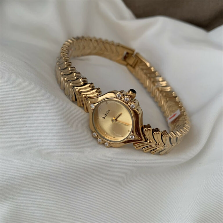 Vintage Style Gold/Silver Round Stainless Steel Bracelet Watch - WatchwithSun-Dainty & Chic ...