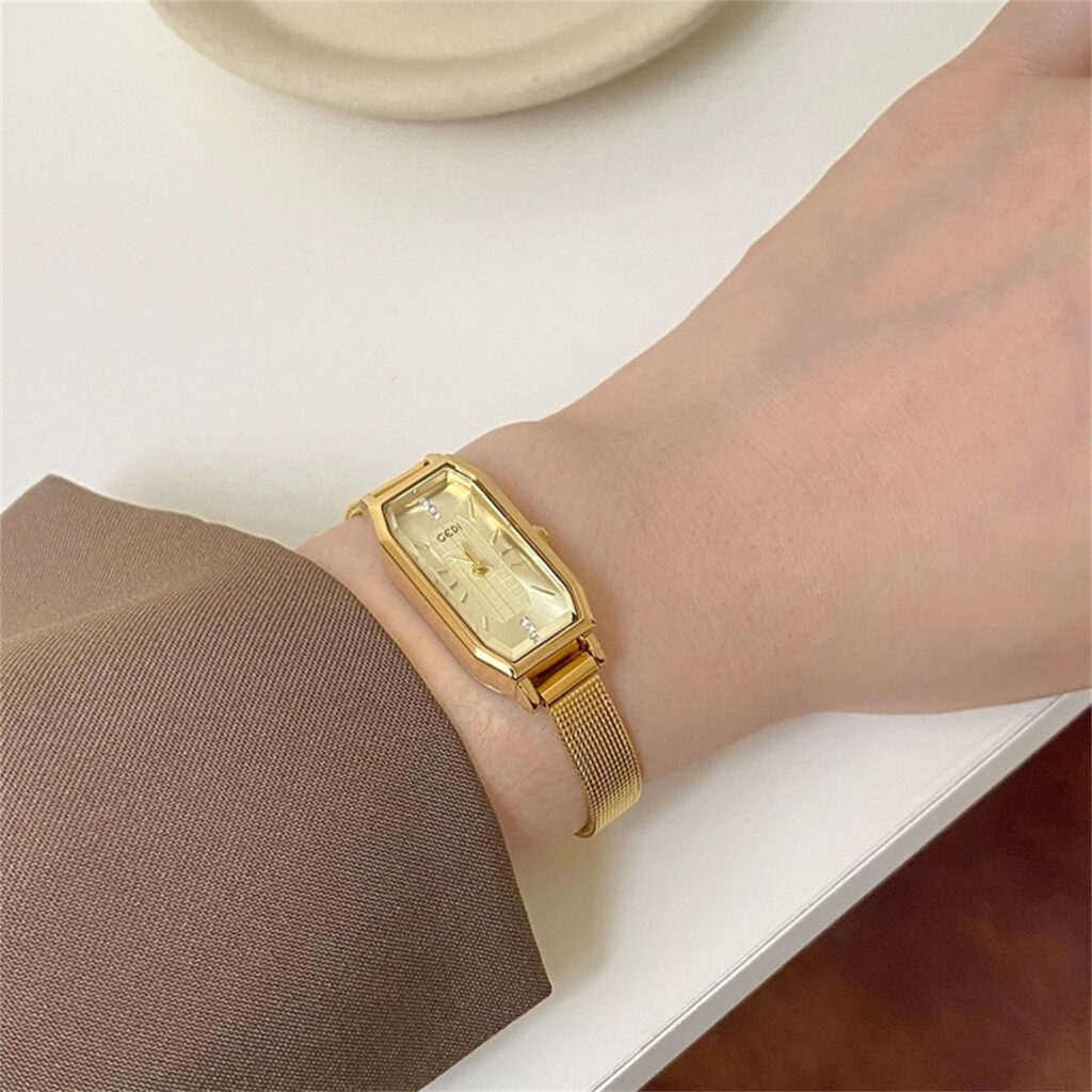 Vintage Style Rectangle Gold Ladies Watch - WatchwithSun-Dainty & Chic ...