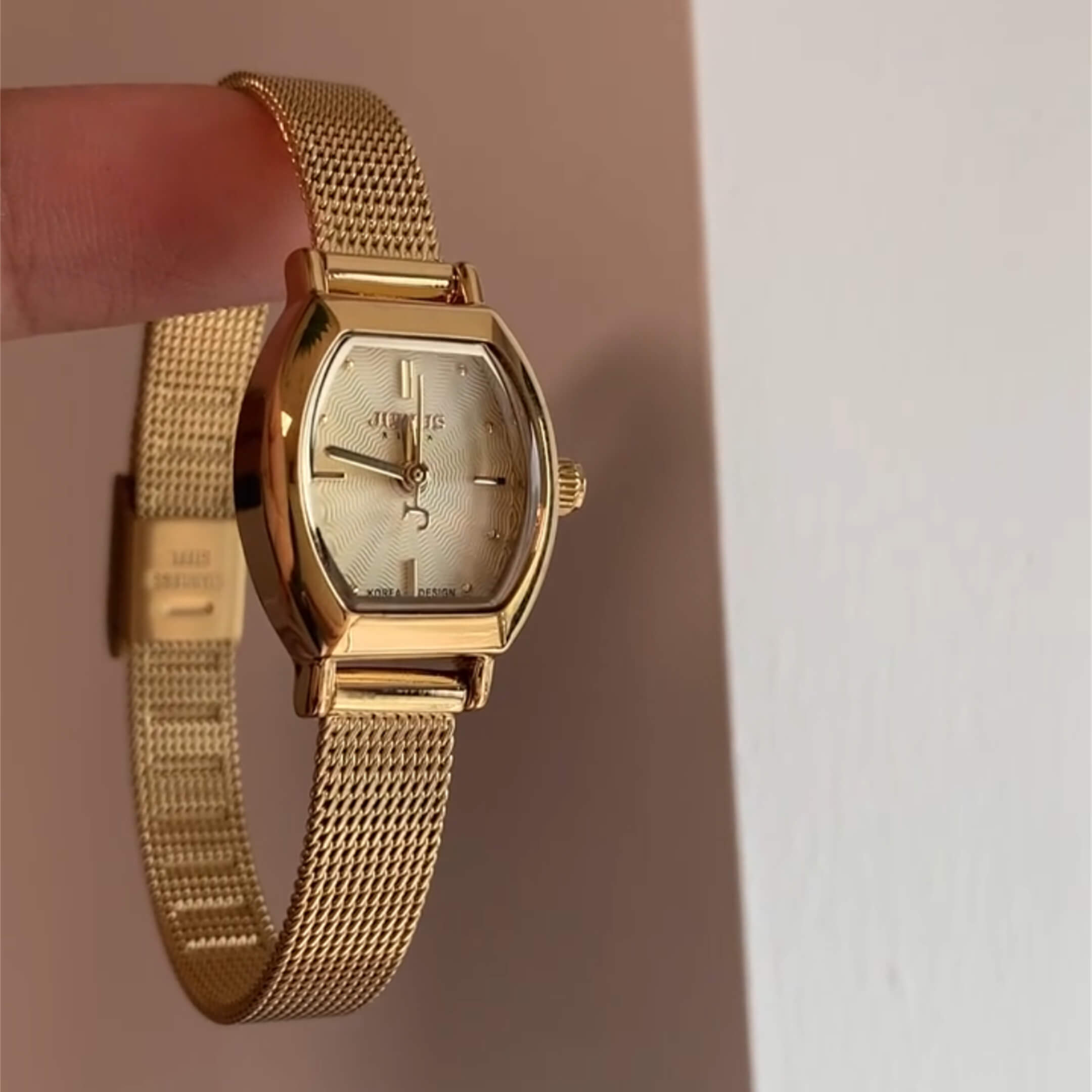 Womens Vintage Gold/Silver Small Face Mesh Watch - WatchwithSun-Dainty & Chic Watches for Women