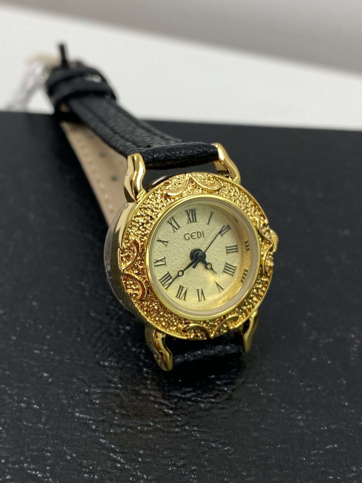 Vintage Style Black Leather Band Watch - WatchwithSun-Dainty & Chic ...