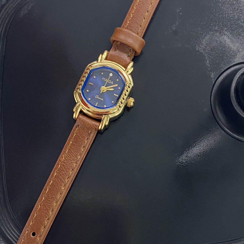 Vintage Small Face Watch for Women - WatchwithSun-Dainty & Chic Watches ...