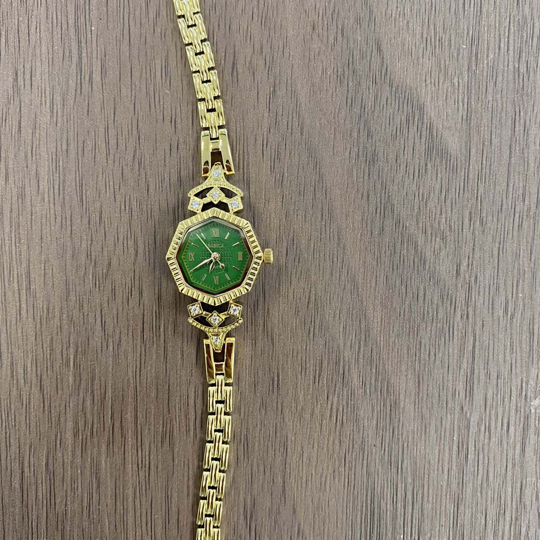 Vintage Style Emerald Green Color Dial Gold Bracelet Watch ...