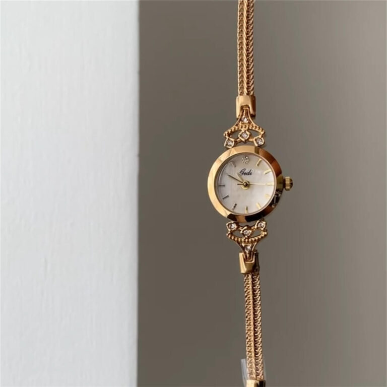 Round Small Face Thin Bracelet Watch - Chic Watches with Affordable Price