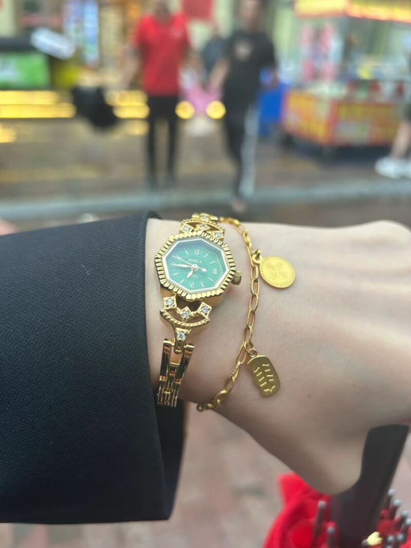 Vintage Style Emerald Green Color Dial Gold Bracelet Watch ...