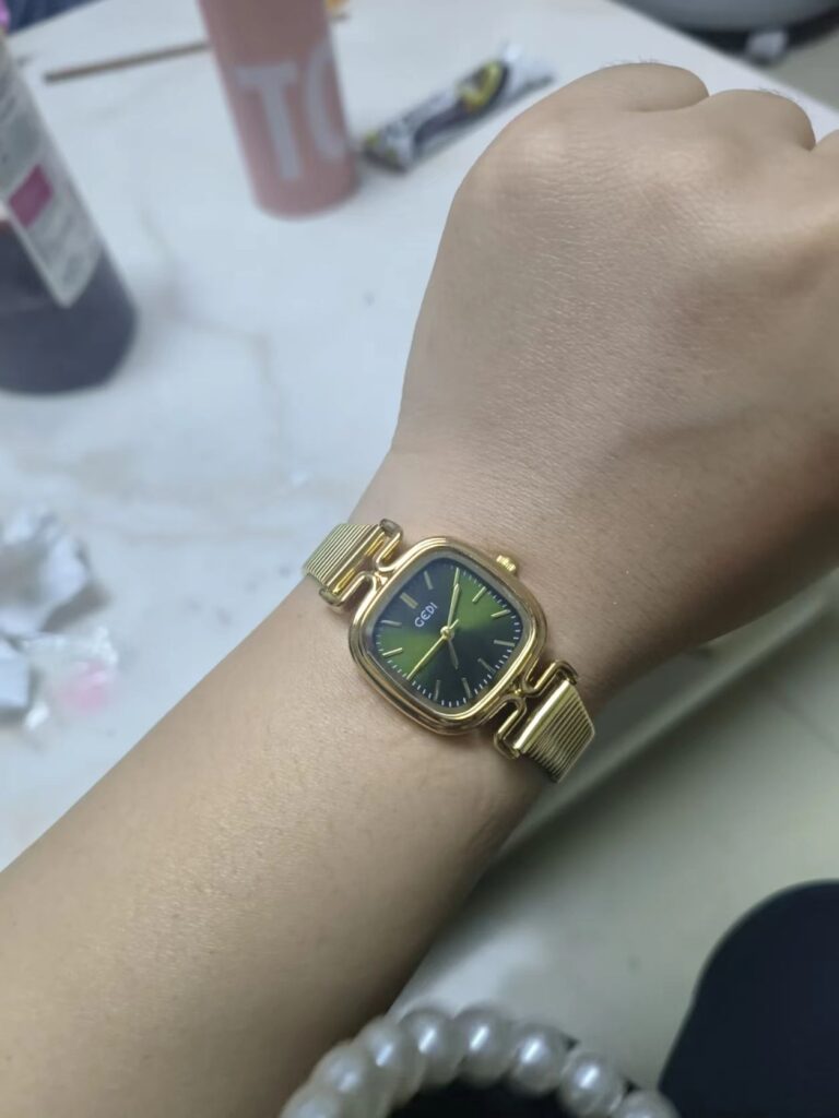 Square Face Dainty Golden Bracelet Watch - WatchwithSun-Dainty & Chic ...