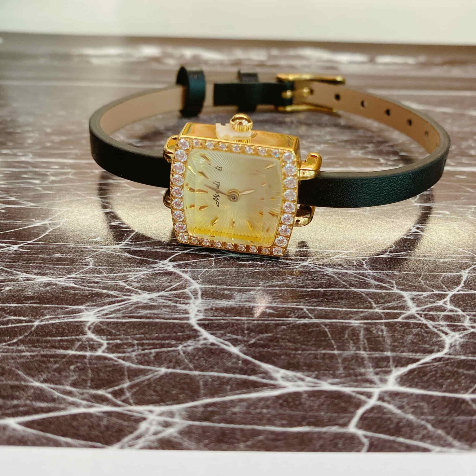 Chic Style Black-Gold Diamond Square Leather Wristwatch - WatchwithSun ...