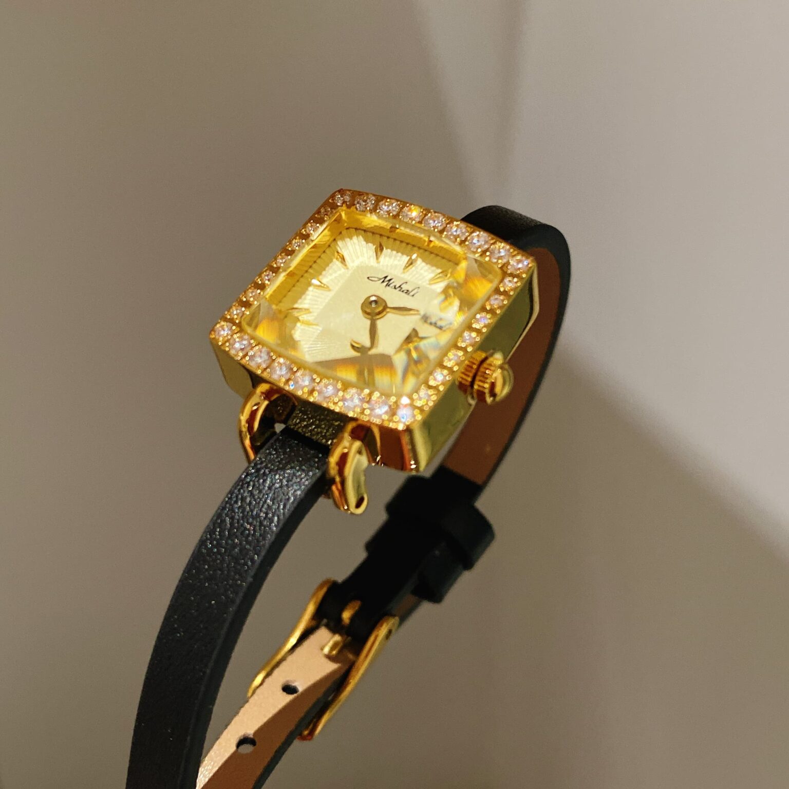 Chic Style Black-Gold Diamond Square Leather Wristwatch - WatchwithSun ...