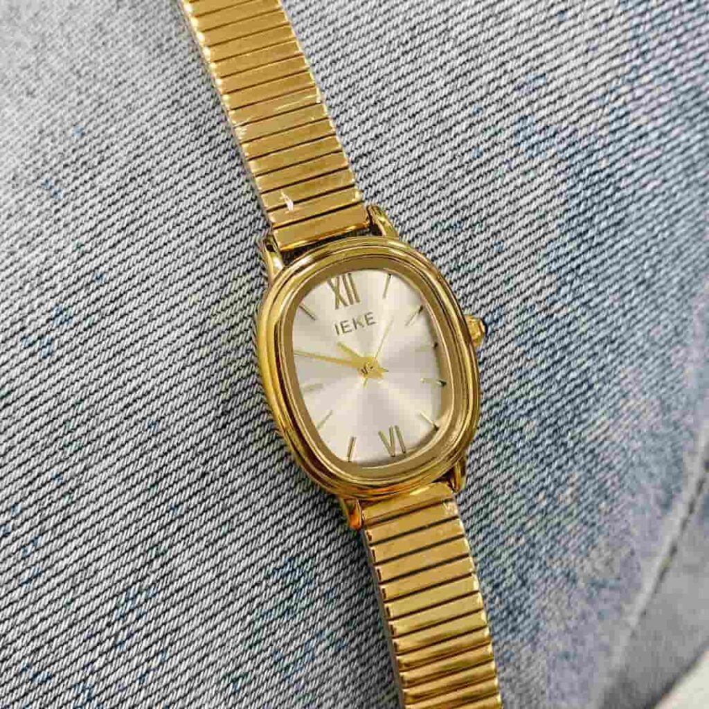 Vintage Gold/Silver Square Face Bracelet Watch - WatchwithSun-Dainty ...