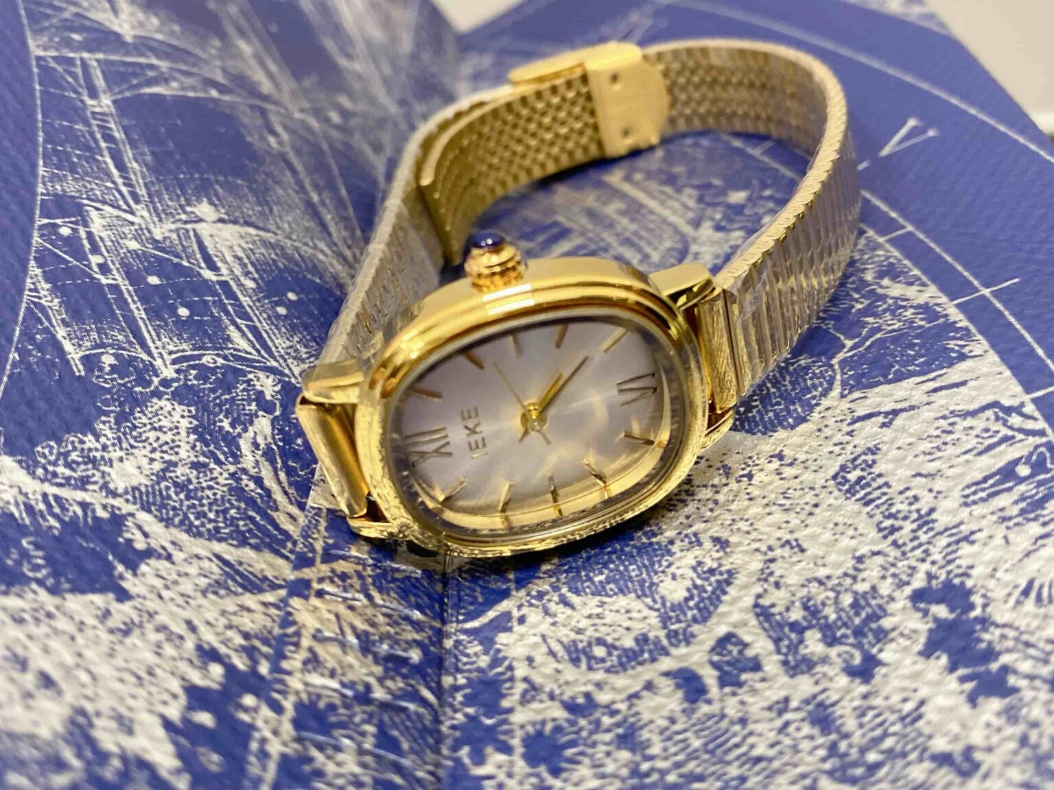 Vintage Gold/Silver Square Face Bracelet Watch - WatchwithSun-Dainty ...