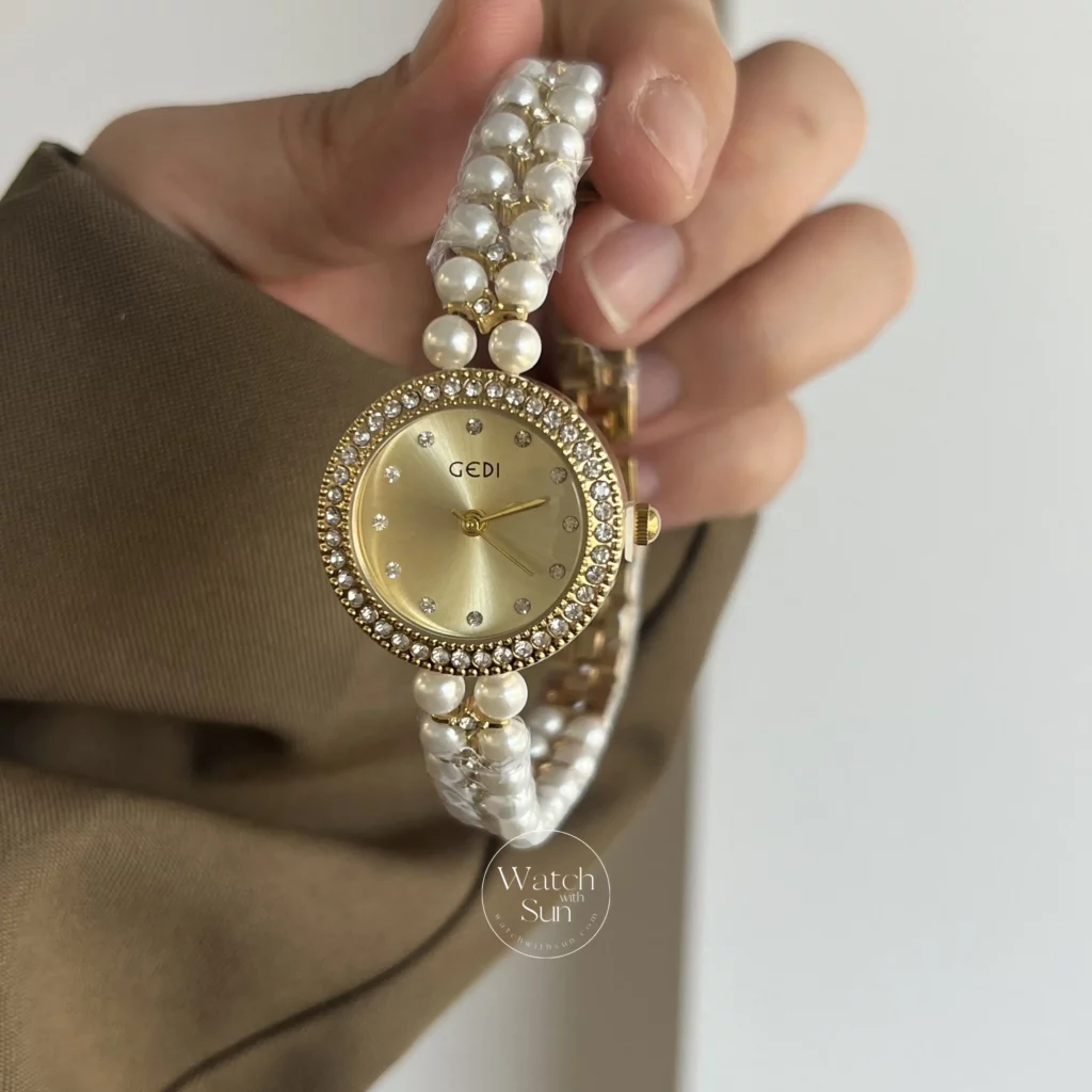 Dainty Round Face Pearl Chain Women's Watch - WatchwithSun-Dainty ...