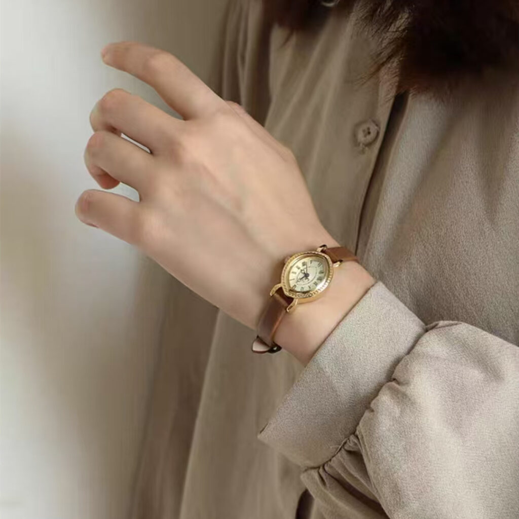 Vintage Brown Bucket-Shaped Leather Watch - WatchwithSun-Dainty & Chic ...