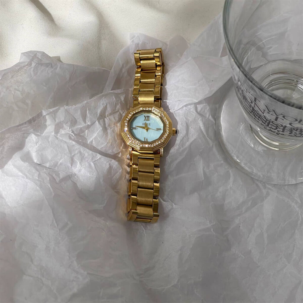 Chic Style Round Face Silver/Gold Bracelet Watch for Women ...