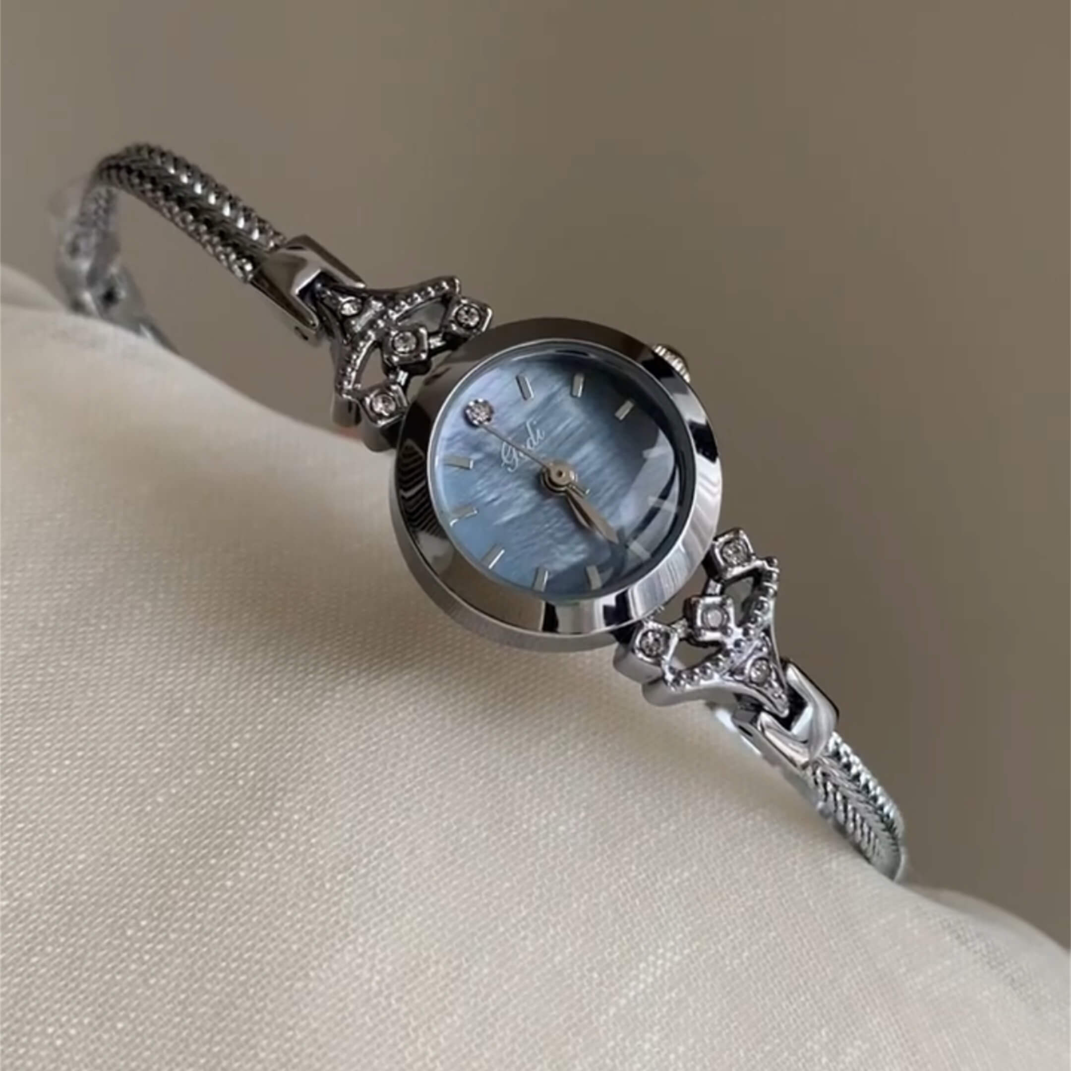 Chic Blue Small Round Face Bracelet Watch - Chic Watches with ...