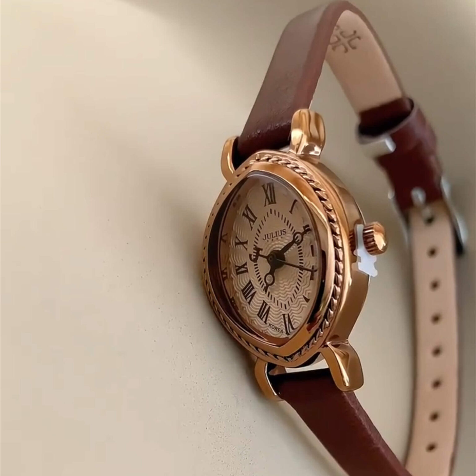 Vintage Brown Bucket-Shaped Leather Watch - Chic Watches with ...