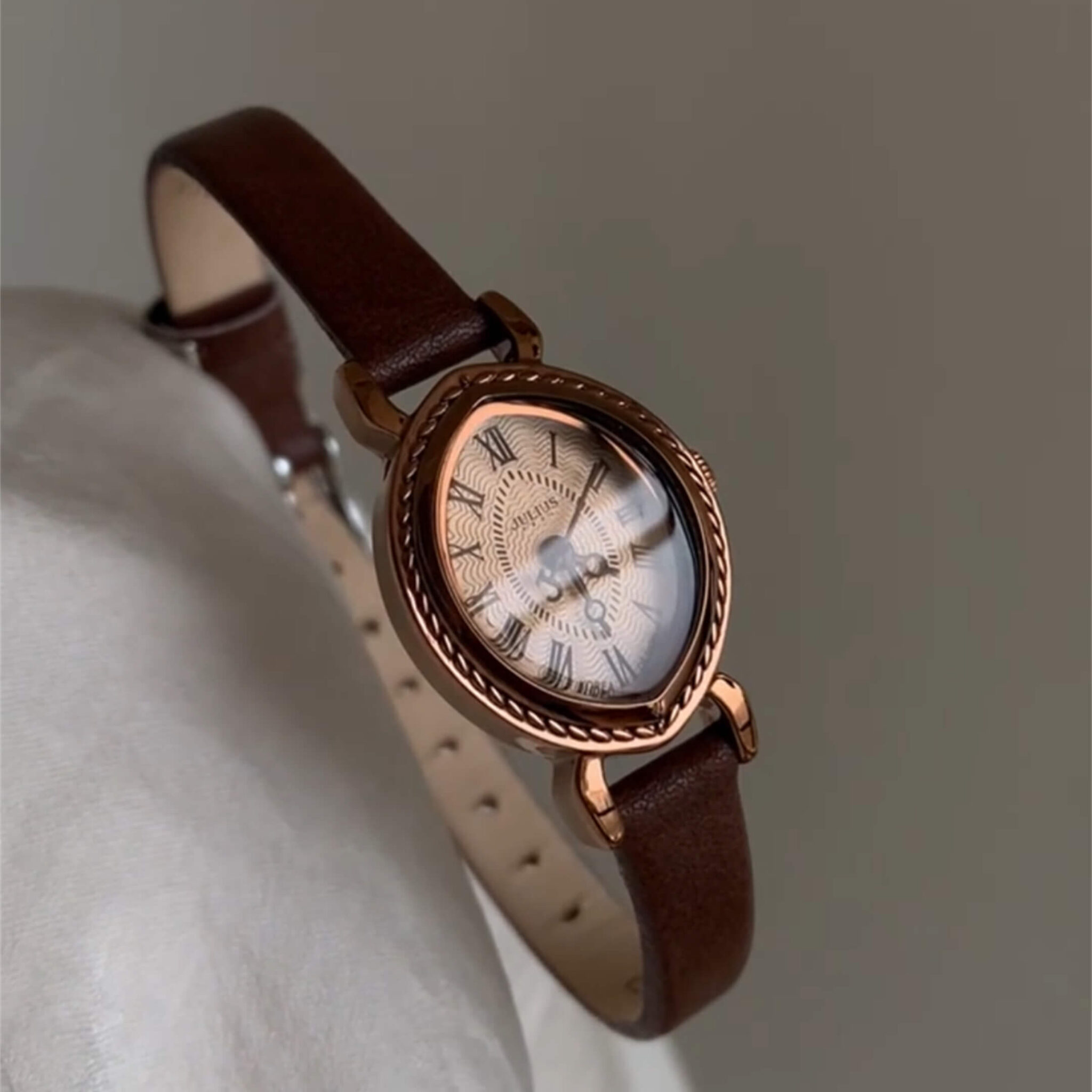 Vintage Brown Bucket-Shaped Leather Watch - WatchwithSun-Dainty & Chic ...