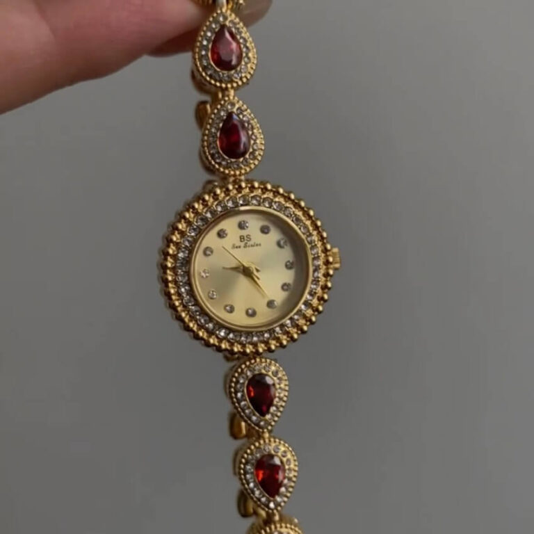 Vintage Style Red Zircon Round Face Watch For Ladies - Chic Watches ...