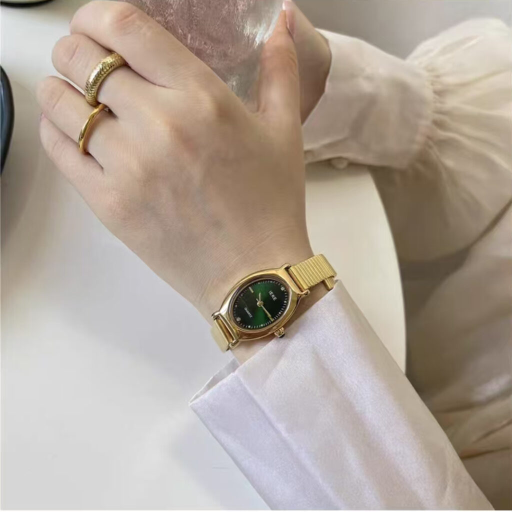 Vintage Style Rose Gold Oval Bracelet Ladies Watch - WatchwithSun ...