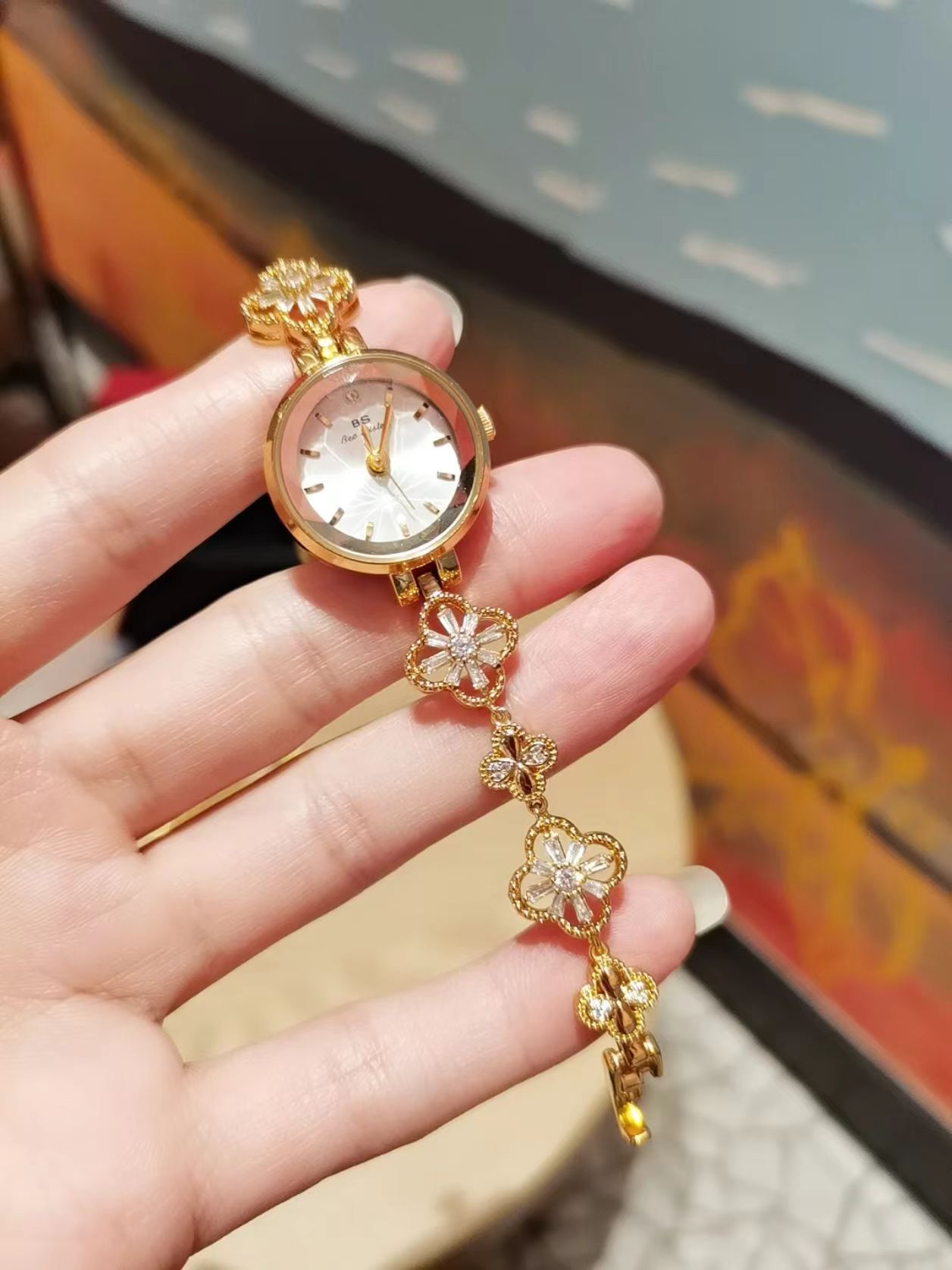 Dainty Gold/Silver Small Round Women's Watch - WatchwithSun-Dainty ...