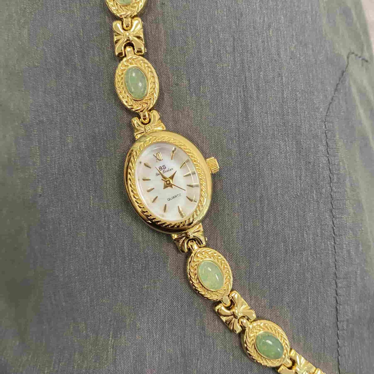 Vintage Oval Face Green Jade Stone Bracelet Watch - WatchwithSun-Dainty ...